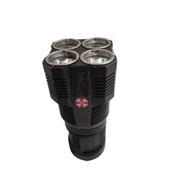 Resident Evil: The Final Chapter Alice's (Milla Jovovich) Flashlight ...