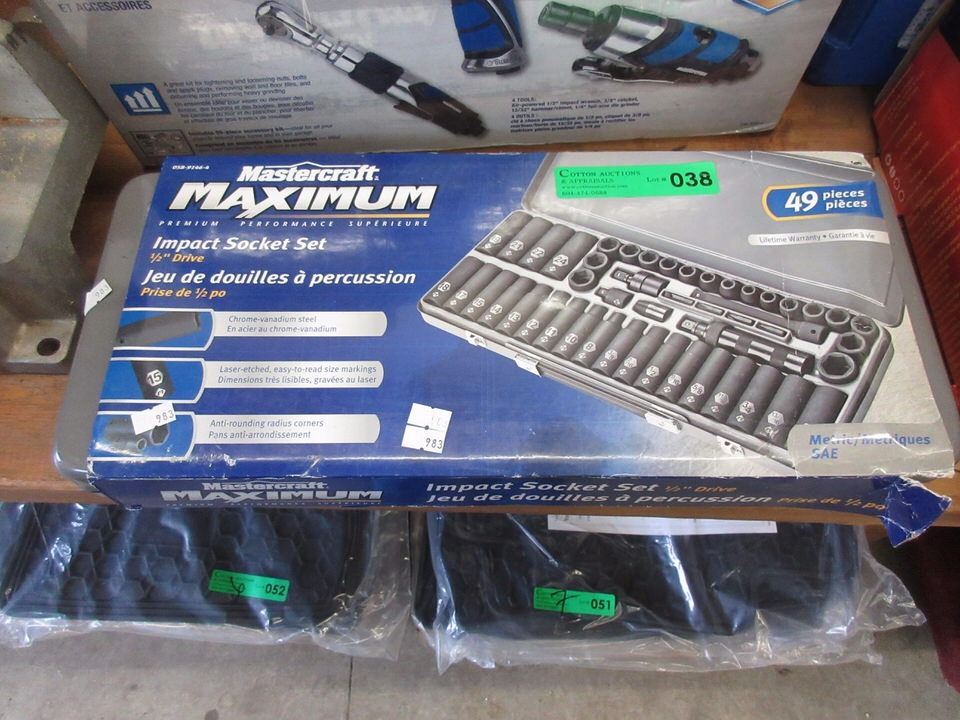 New Mastercraft Maximum 1/2 drive socket set