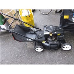 Kohler Courage XT-7 Gas Lawnmower w/Catcher