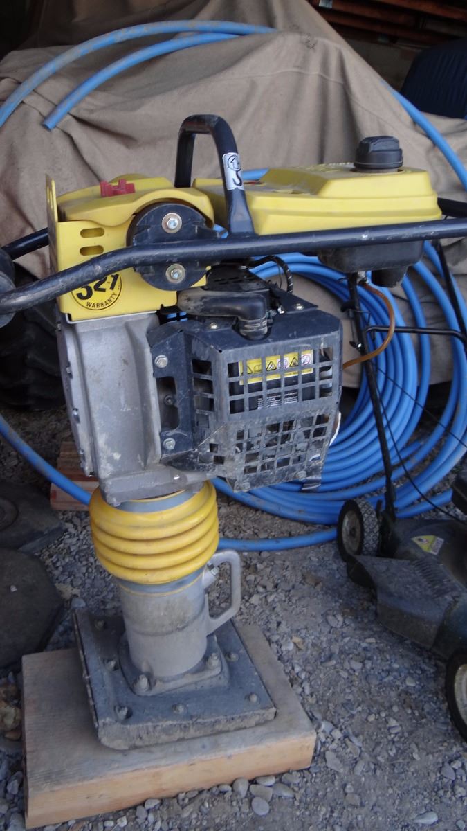 Bomag BT 65/4 compactor/wacker, 4 stroke gas, 78 hrs on meter