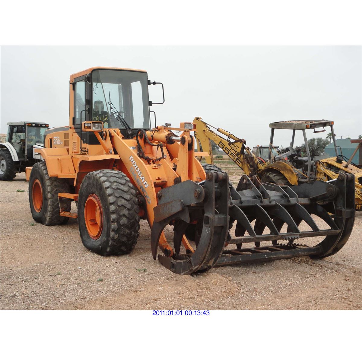 2006 - DOOSAN DAEWOO MEGA 200V FRONT END LOADER