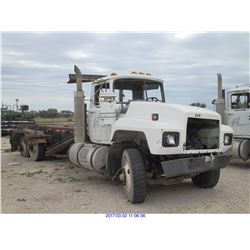 2002 - MACK TRACTOR // DIESEL