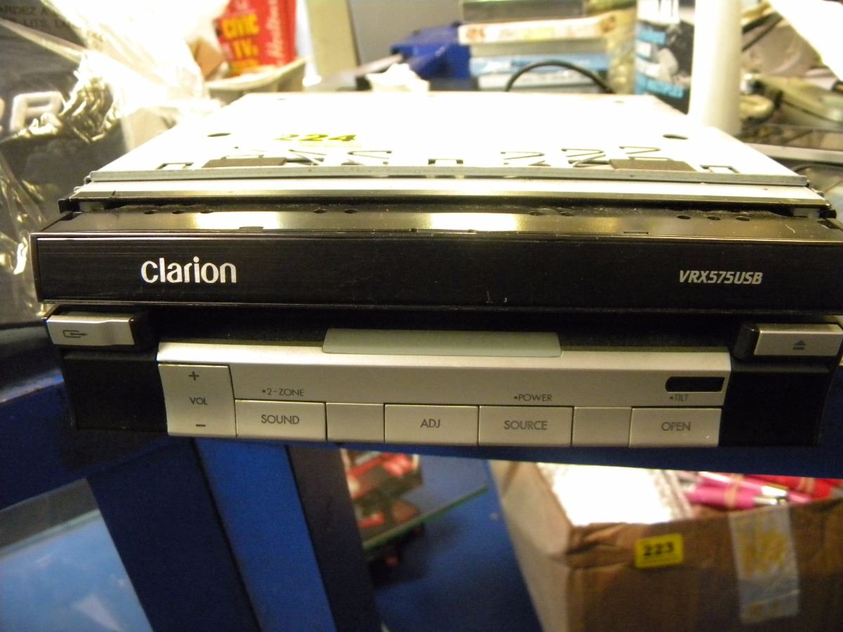 CLARION CAR STEREO