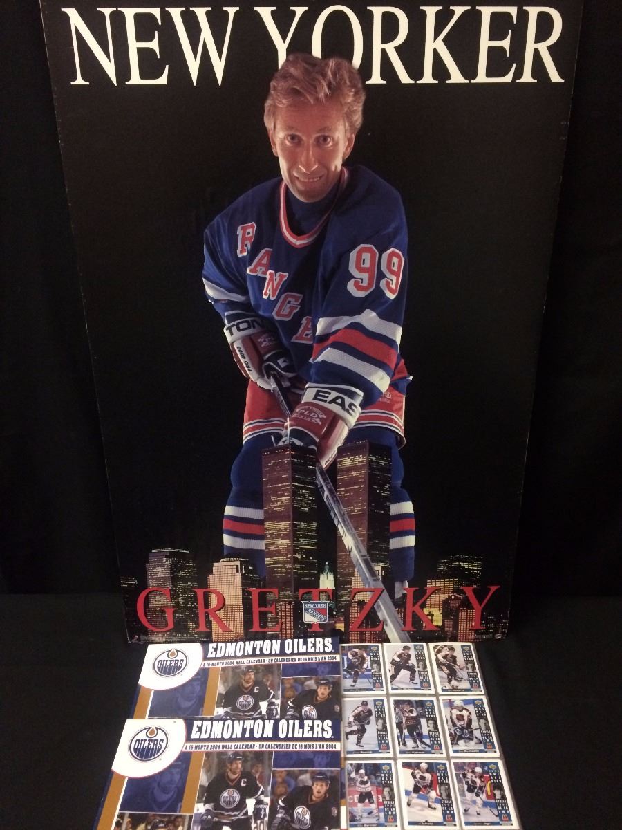 WAYNE GRETZKY TWIN TOWERS MATTED WALL PLAQUE W/ EDMONTON OILERS CALENDARS
