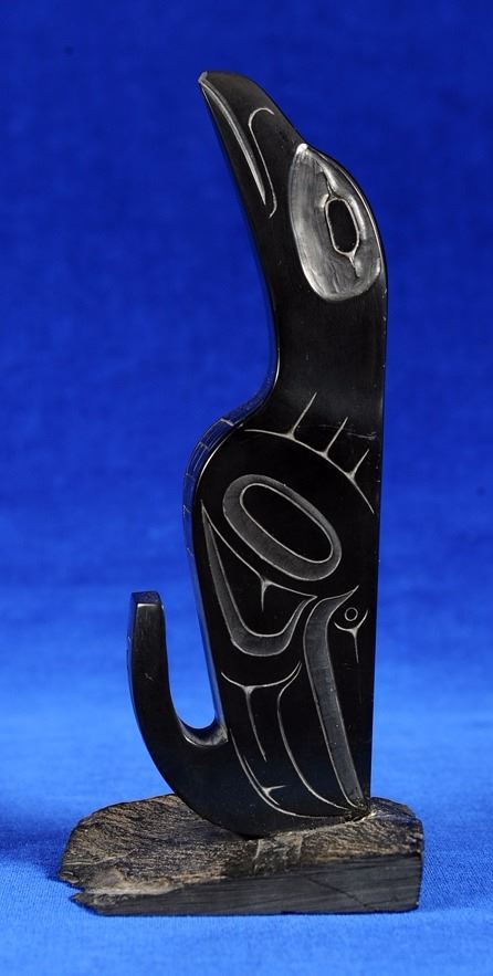 Haida Argillite Raven Carved by Hector Thompson 1976 6 3/4" H. 2 1/2" W ...