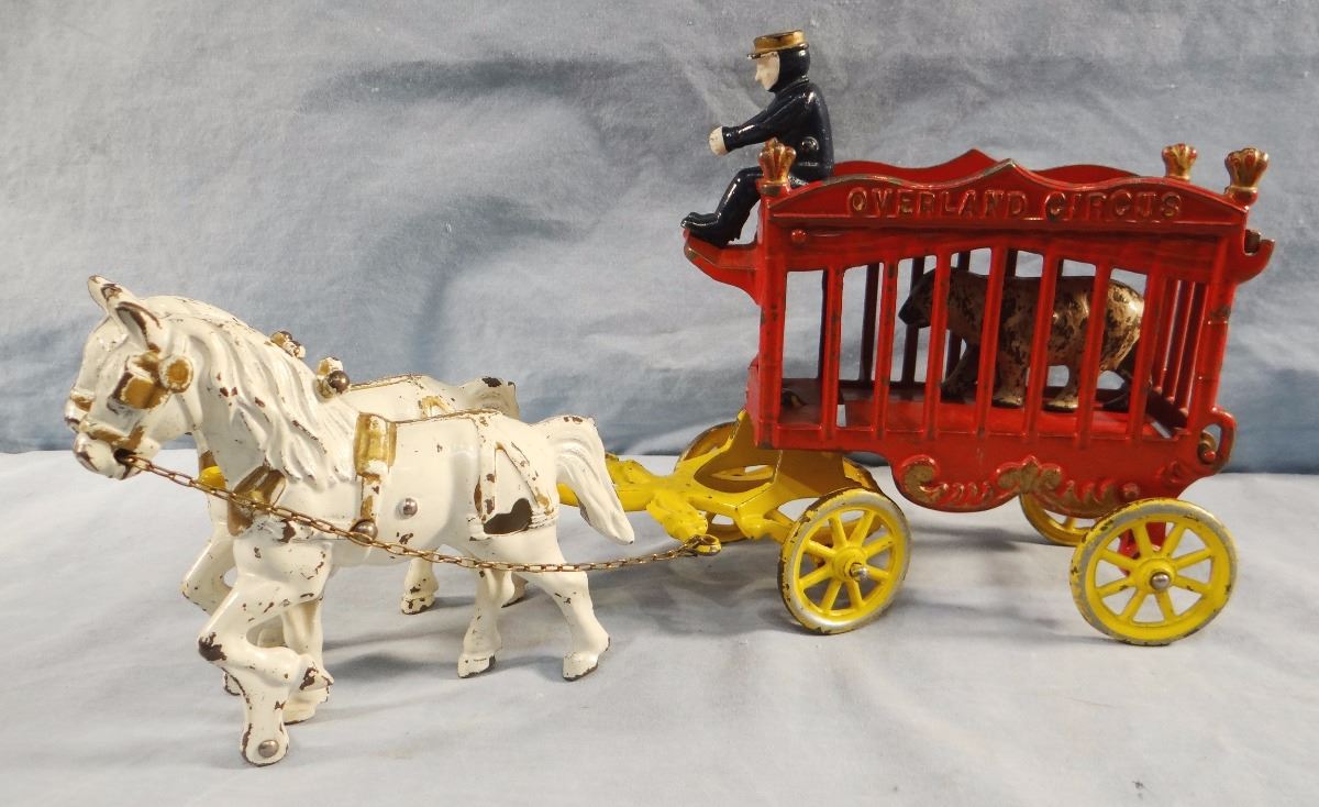 Kenton toy Overland Circus Carriage, cast iron, 2 horses, polar bear ...