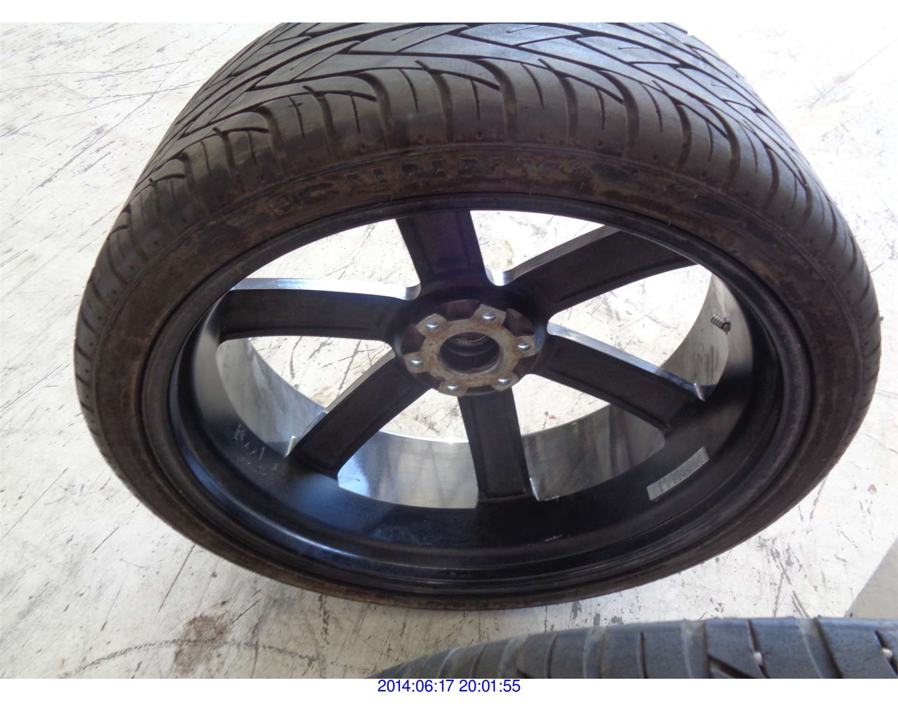 4 26" INCH RIMS WITH TIRES