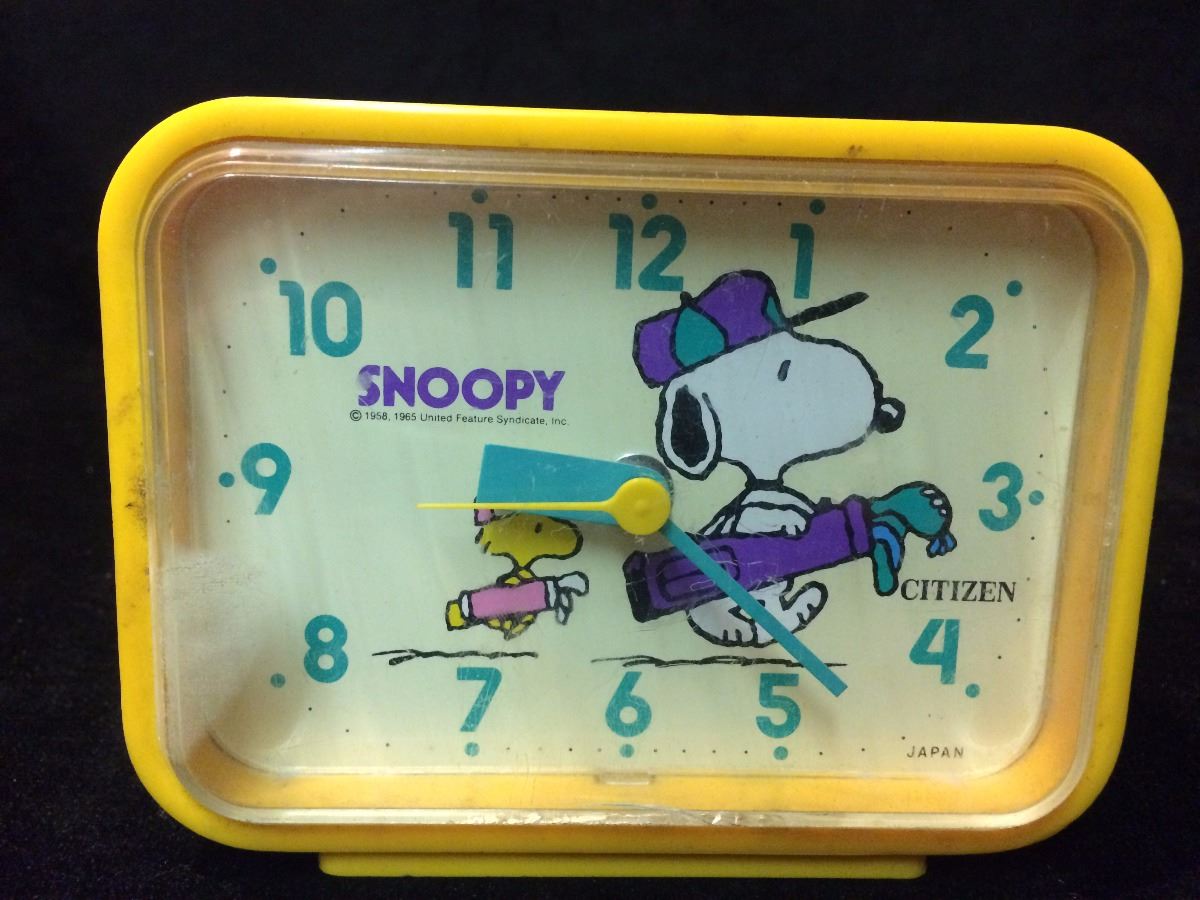 VINTAGE CITIZEN PEANUTS' SNOOPY & WOODSTOCK ALARM CLOCK