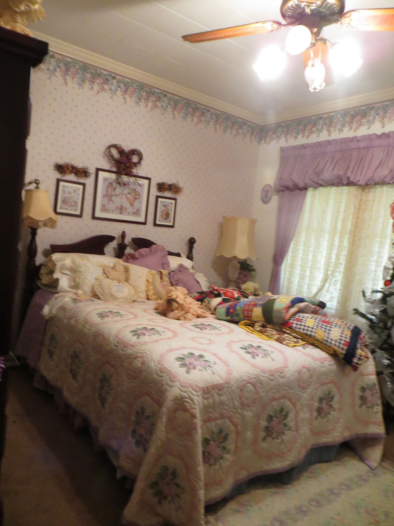 741 7th Street Sealy, Texas 77474. 2108 sf 5BR 2BA, .33 Acre Lot. HAC ...