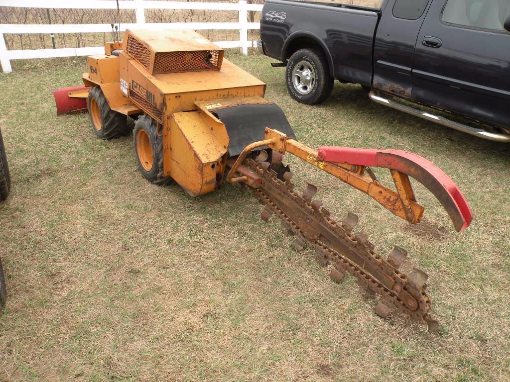 Case 16+4 trencher
