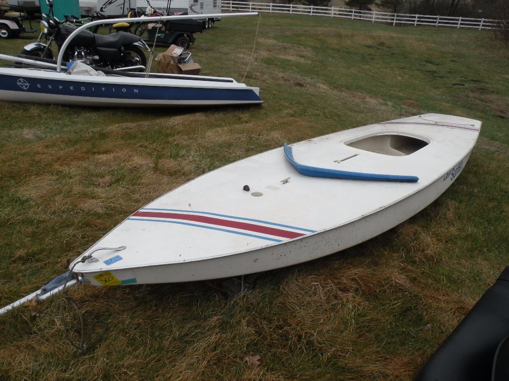 1982 AMF Sunfish sailboat SN#-AMF01188M821