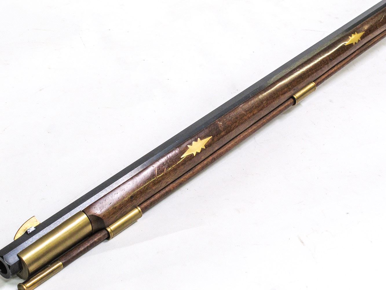 Traditions Replica Pennsylvania rifle. Traditions Replica Pennsylvania rifle.