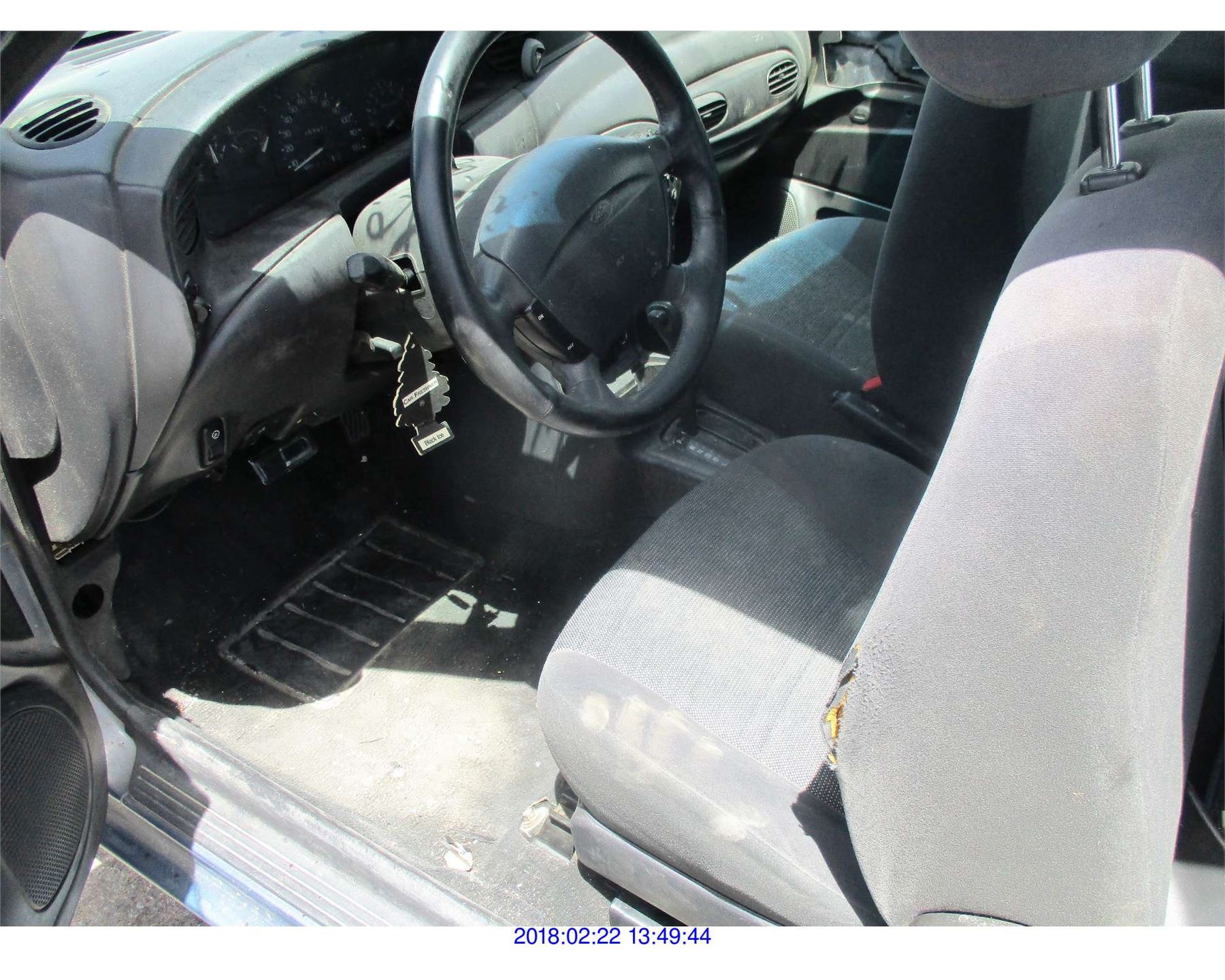 1999 - FORD ZX2// PARTS ONLY