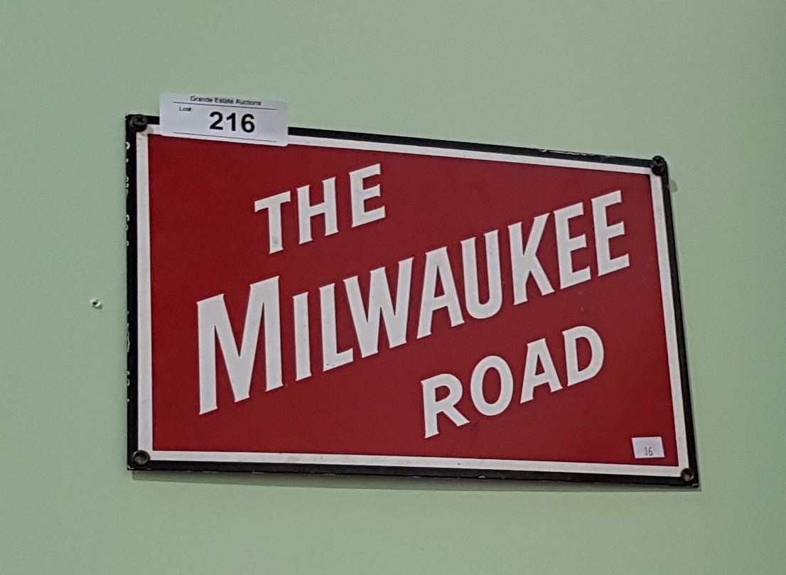 THE MILWAUKEE ROAD PORCELAIN SIGN