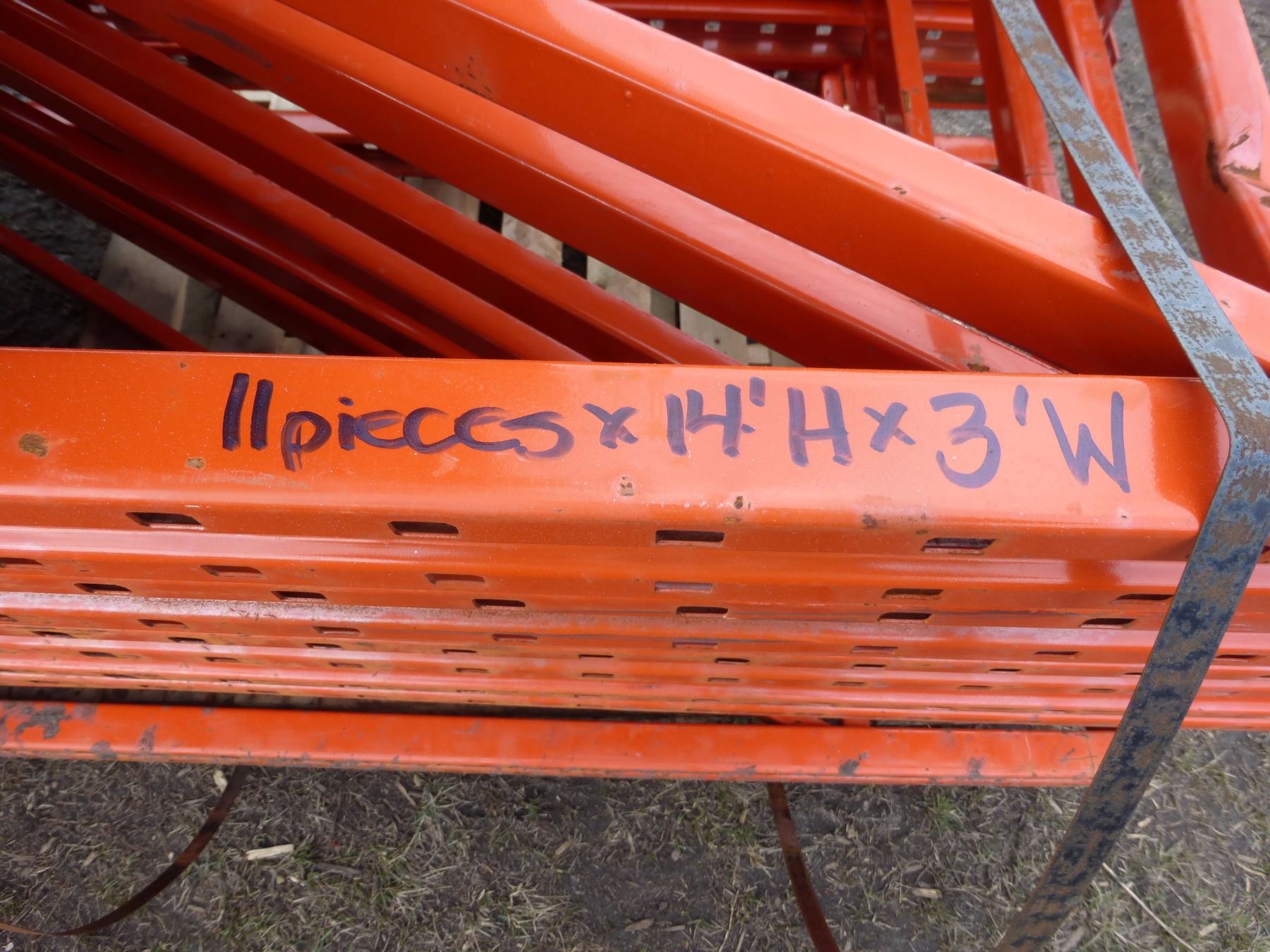 ORANGE PALLET RACKING - PALLET