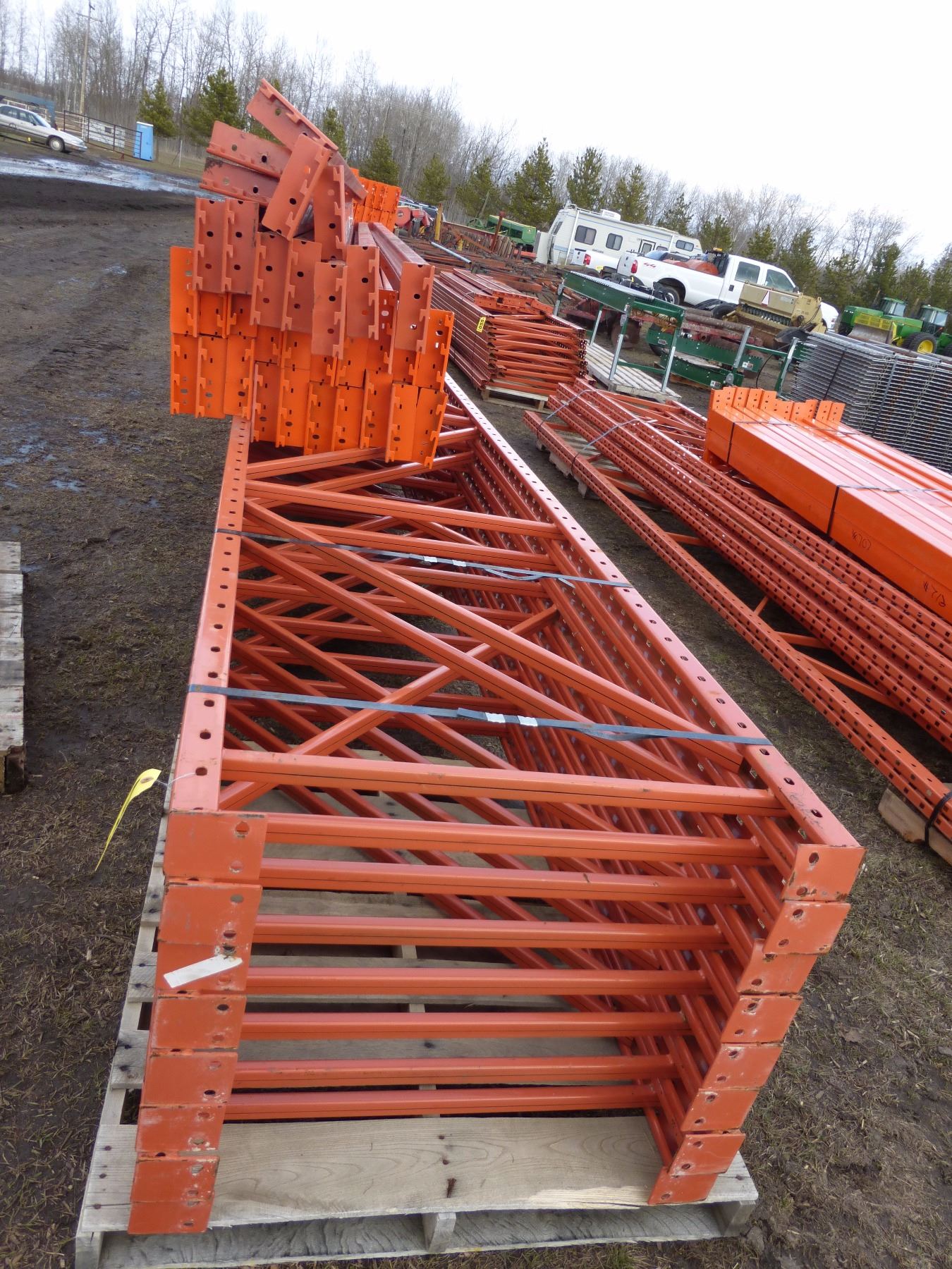 ORANGE PALLET RACKING - PALLET