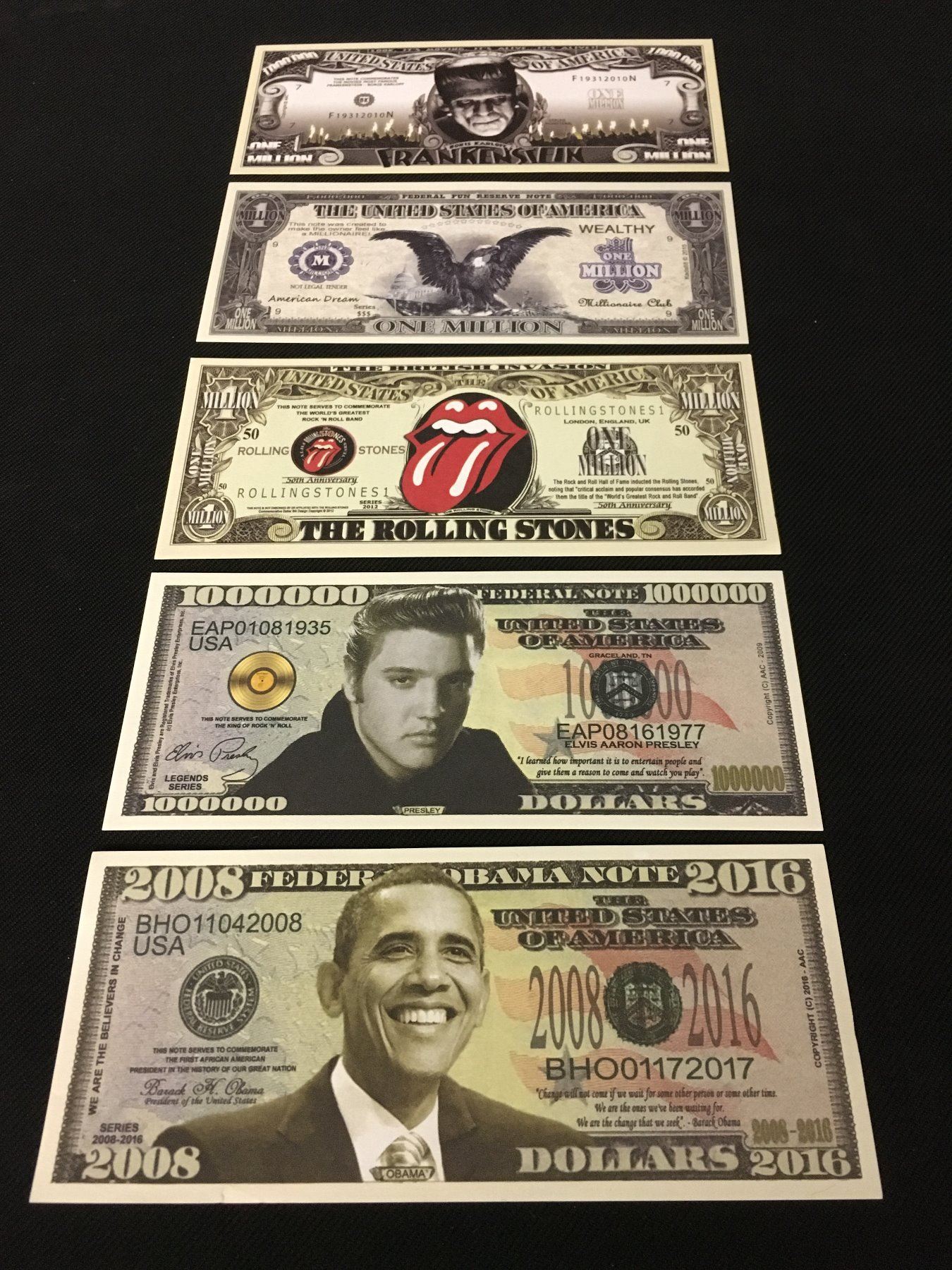 USA MILLION DOLLAR NOVELTY BANK NOTES LOT