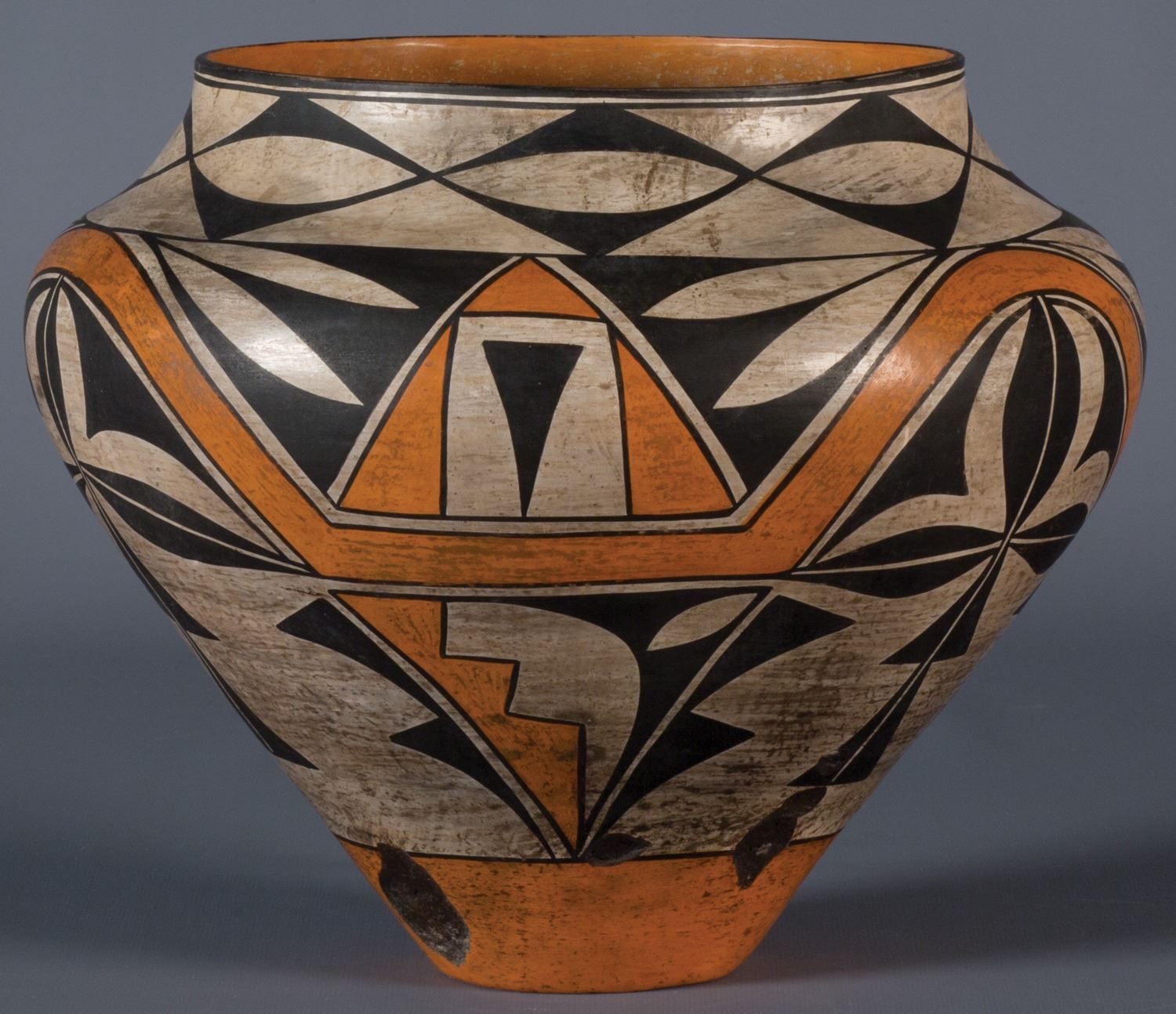 Decorative Pueblo Pot