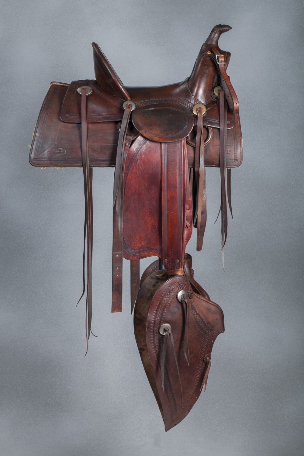 F.A. Meanea 14P Saddle