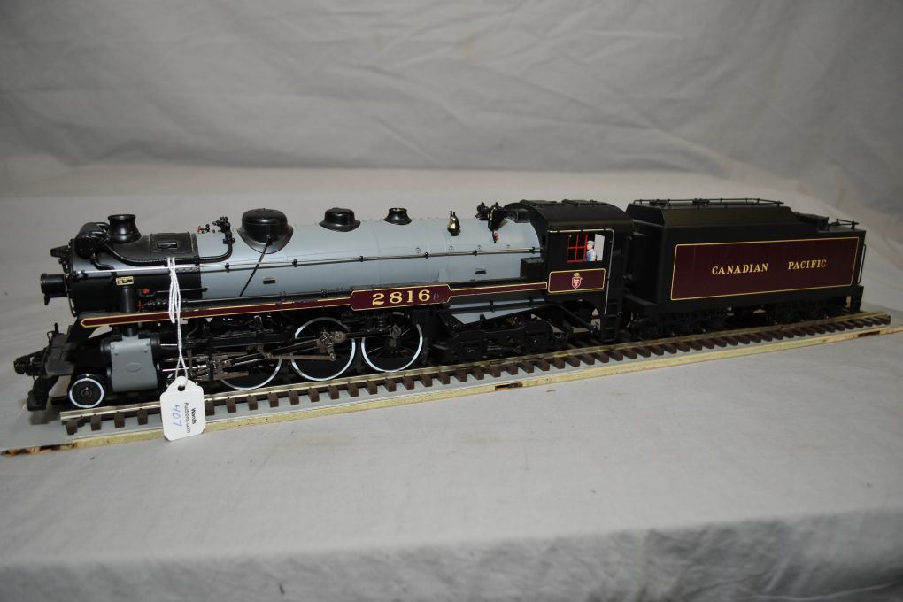 Weaver G gauge model 2816 Canadian Pacific steam engine and tender (4-6-4)
