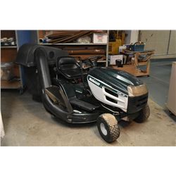 Mastercraft 15.5hp 42" hydrostatic drive riding mower with rear bag