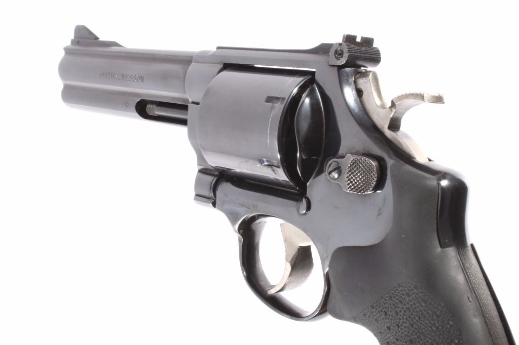S&W Model 29-4 .44 Mag Unfluted Revolver w/Box