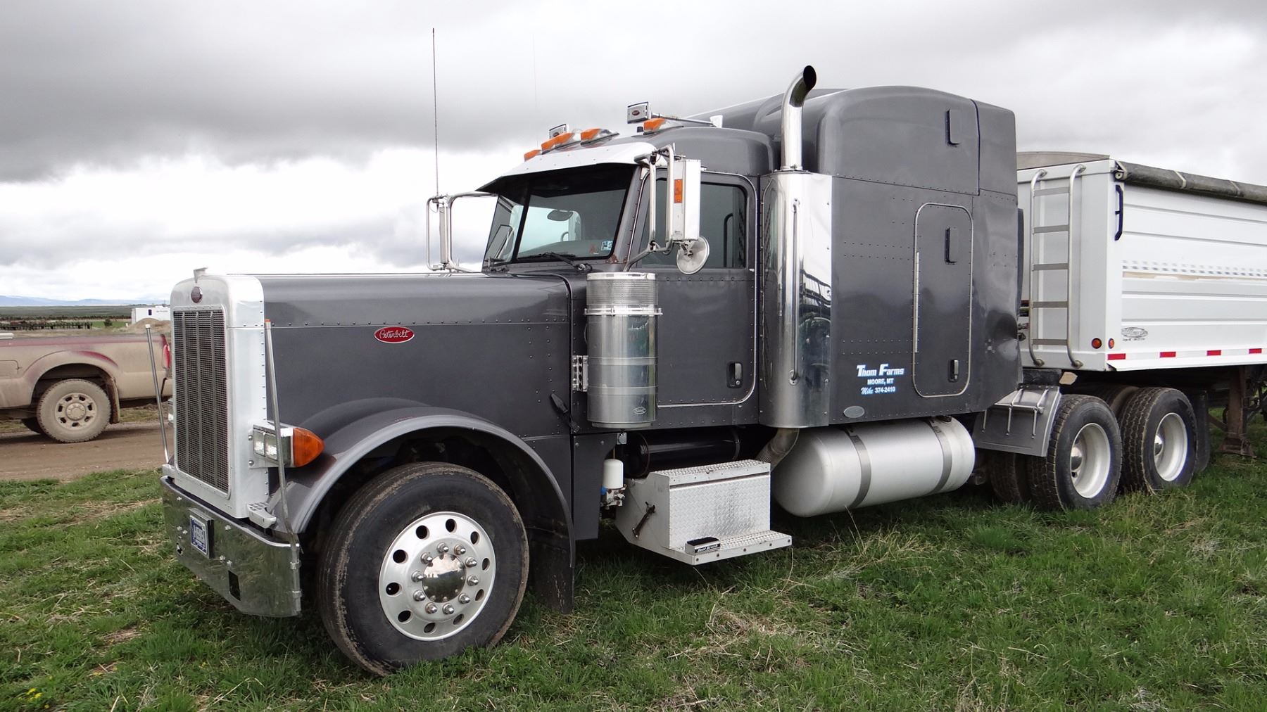 2006 Peterbilt Mdl. 379, CAT C15, 10 auto-shift, Unibilt Ultra sleeper ...