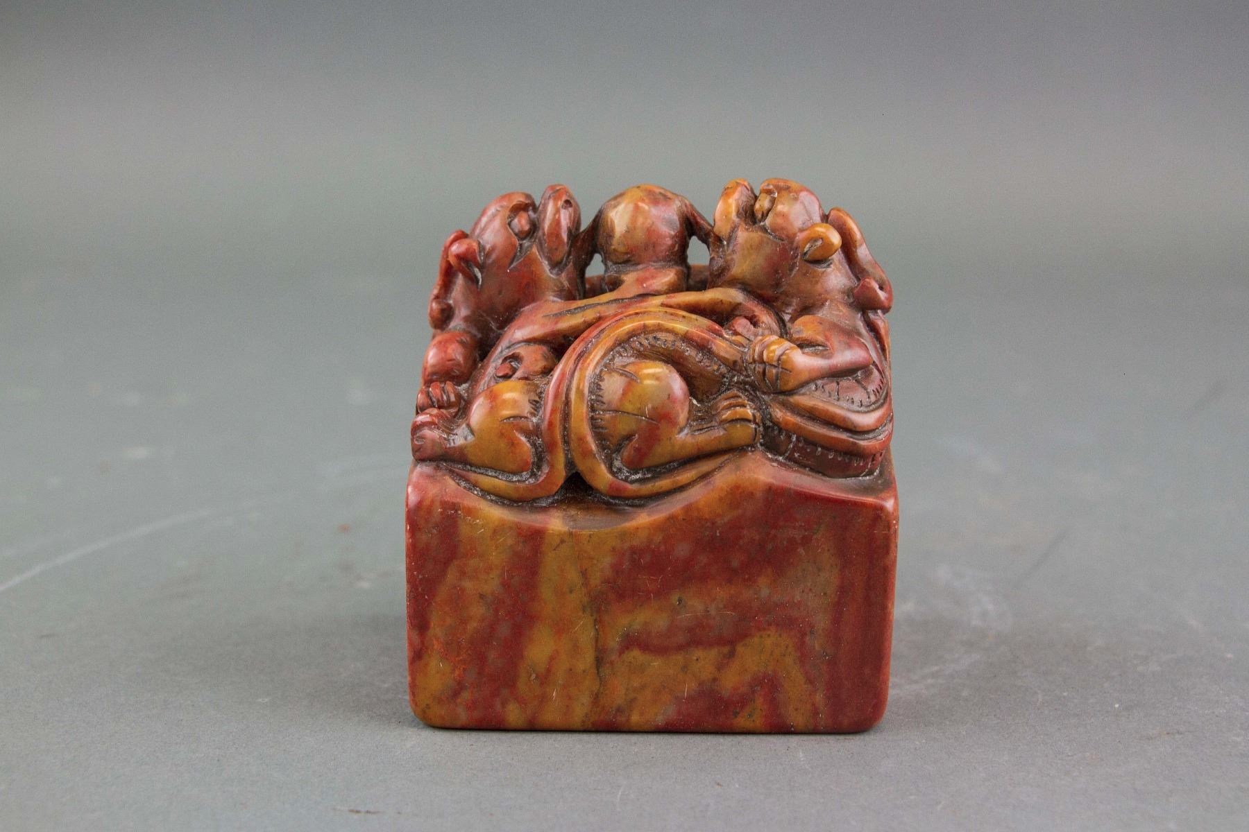 Chinese Fine Shoushan Stone Carved Dragon Seal