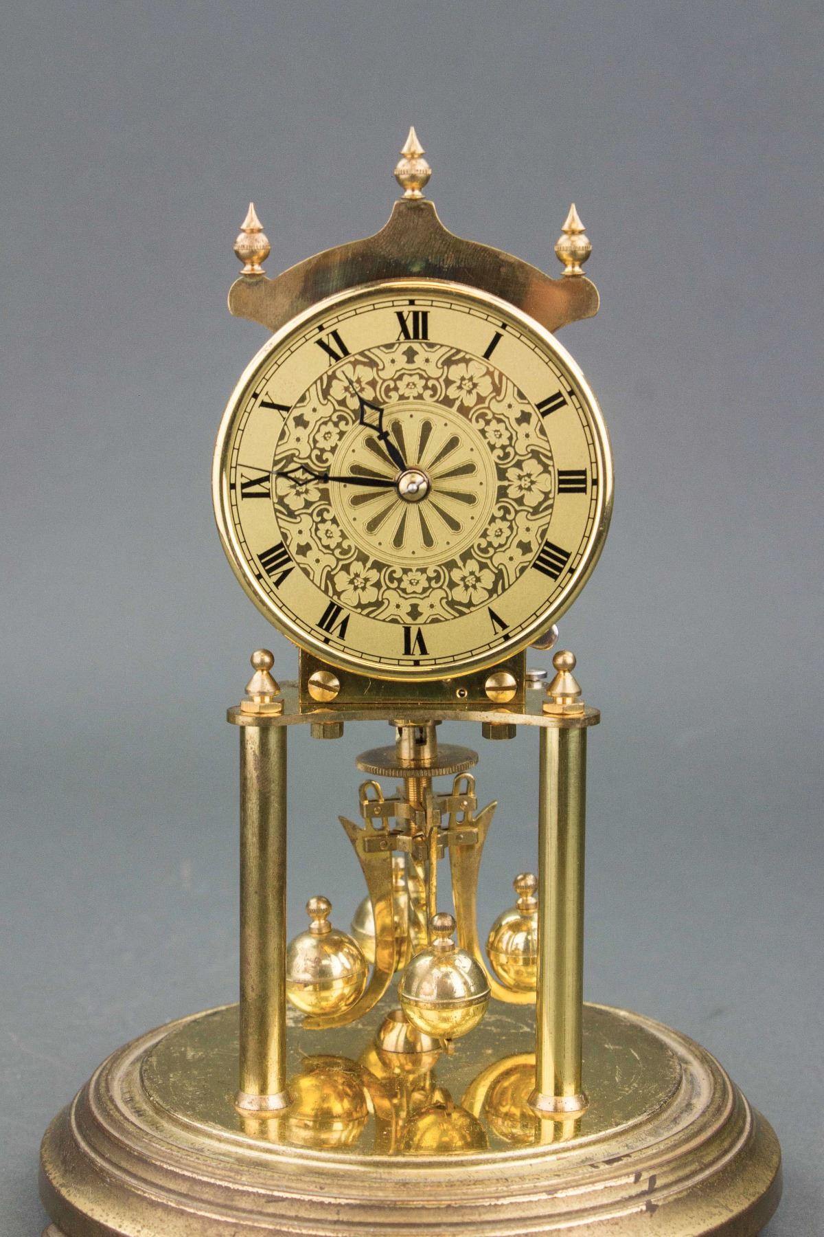 West German Kieninger Obergfell Kundo Table Clock