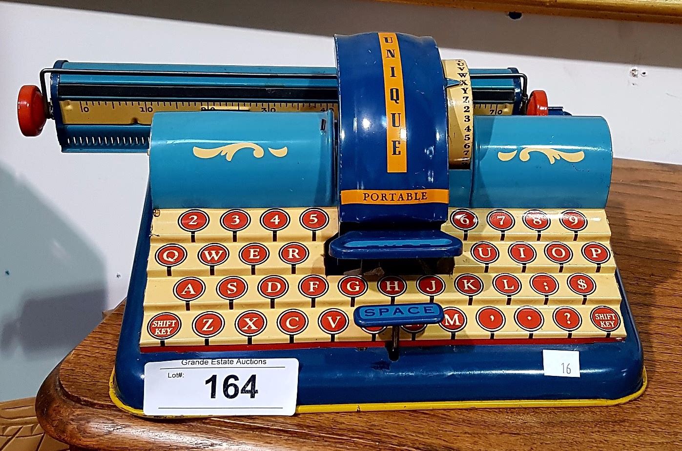 TIN TOY TYPEWRITER