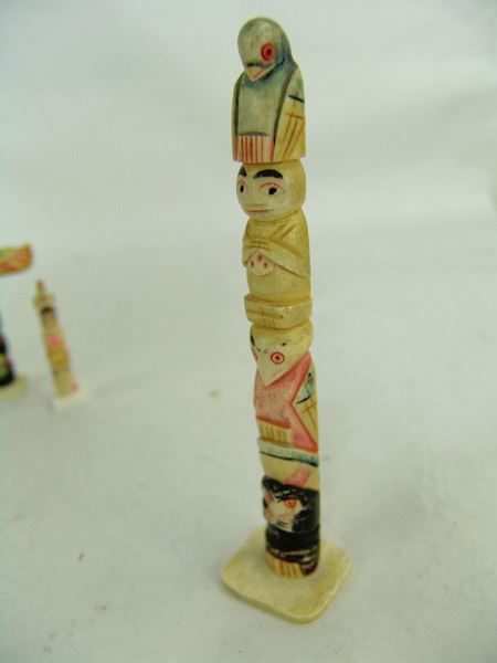 4 Miniature Totem Poles