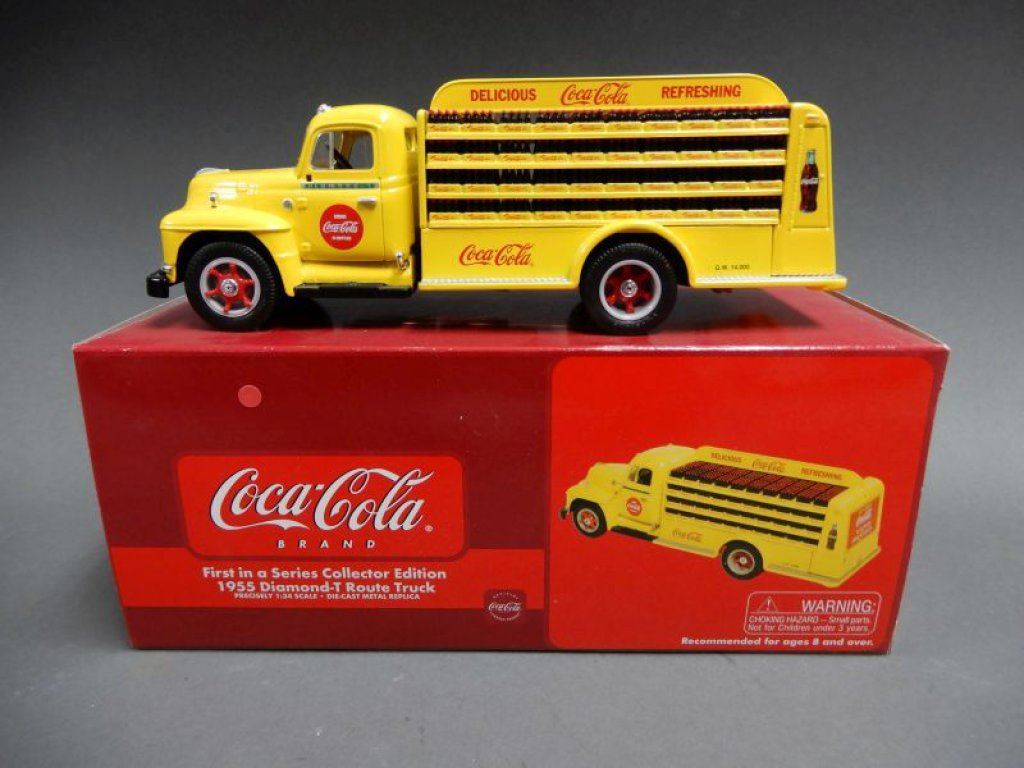 LOT OF COCA-COLA COLLECTIBLES 11 TOY TRUCKS, FOUNTAIN MUSIC MACHINE, 3 ...