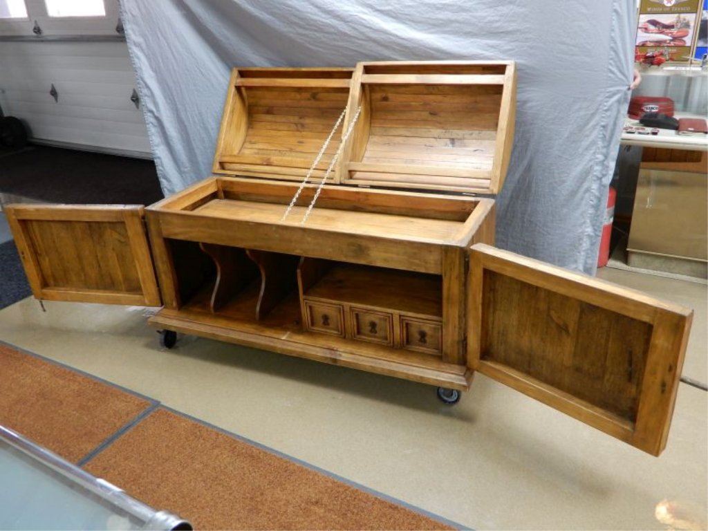 WOODEN HUMP BACK TRUNK TOP & FRONT DOOR BOTH OPEN- STORAGE UNDERNEATH ...