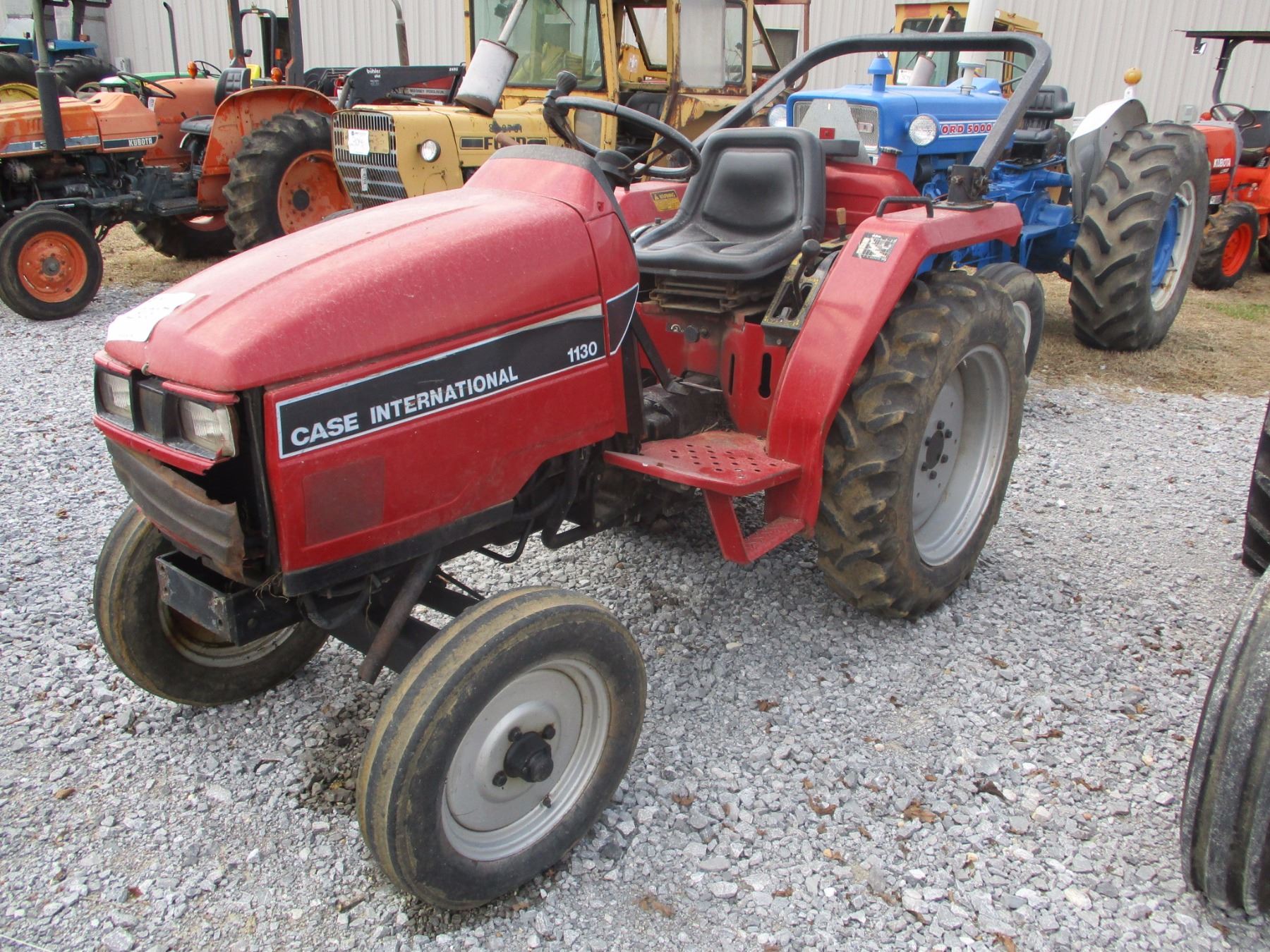 CASE INTERNATIONAL 1130 FARM TRACTOR VIN SN CCJ0081877 3 PTH PTO case-international-1130-farm-tractor-vin-sn-ccj0081877-3-pth-pto