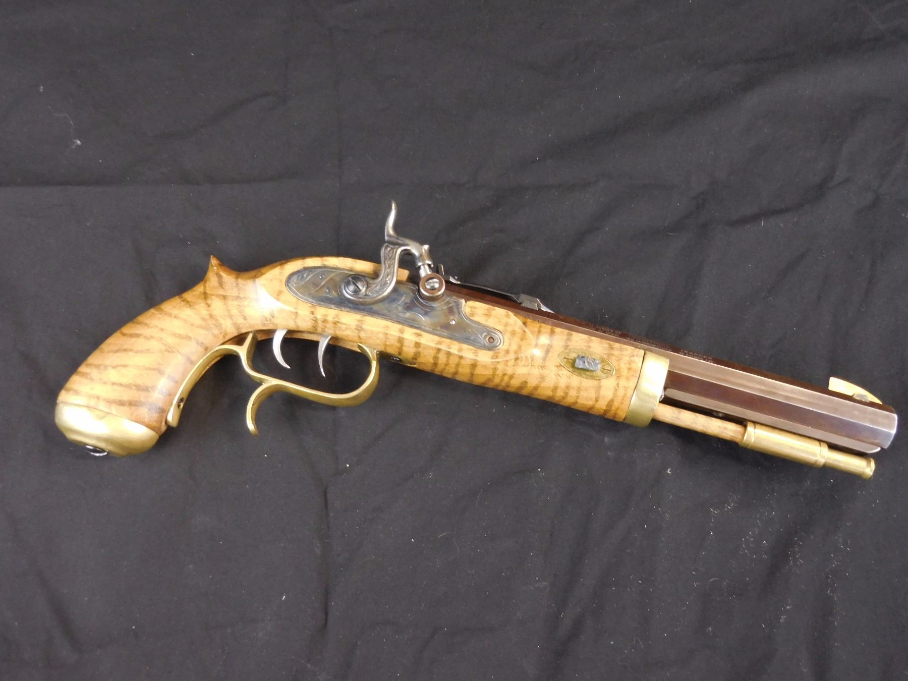 Traditions .50cal "TRAPPER" Black Powder Pistol with Double Set Trigger ...