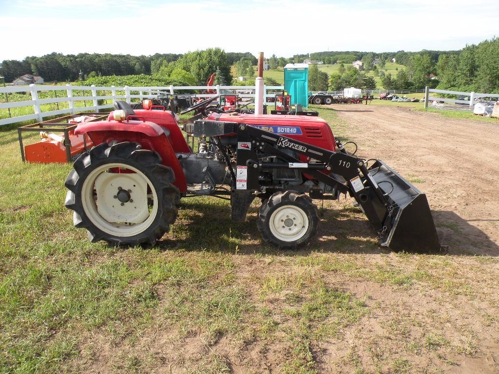 Shibaura SD-184 diesel compact tractor w/Koyker 110 loader-machine has ...