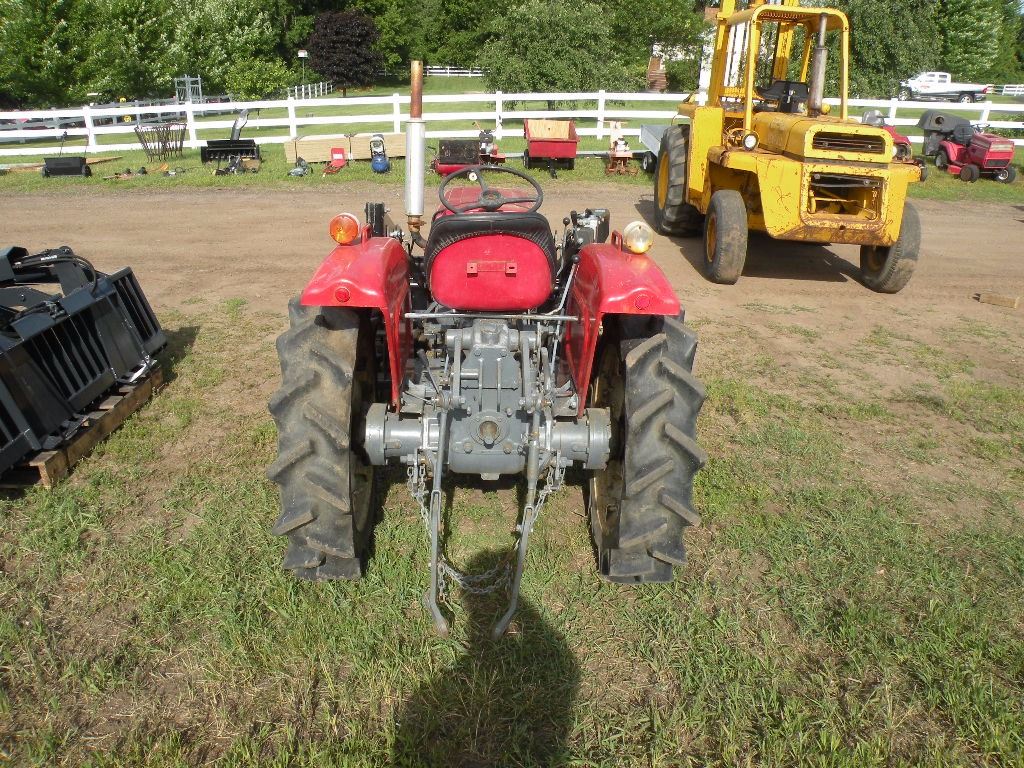 Shibaura SD-184 diesel compact tractor w/Koyker 110 loader-machine has ...
