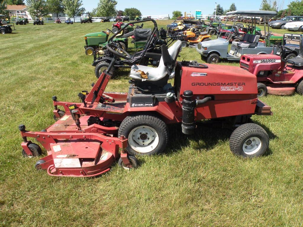Toro Groundsmaster 223-D