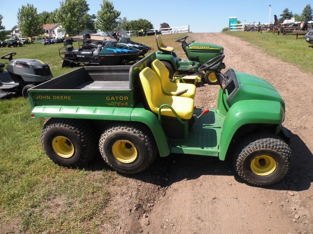 John Deere Gator 6x4 SN#-W006X4X070520