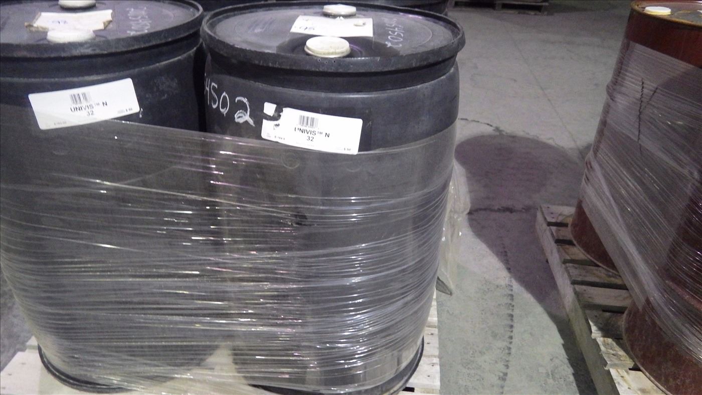 Univis N32 premium quality hydraulic oil