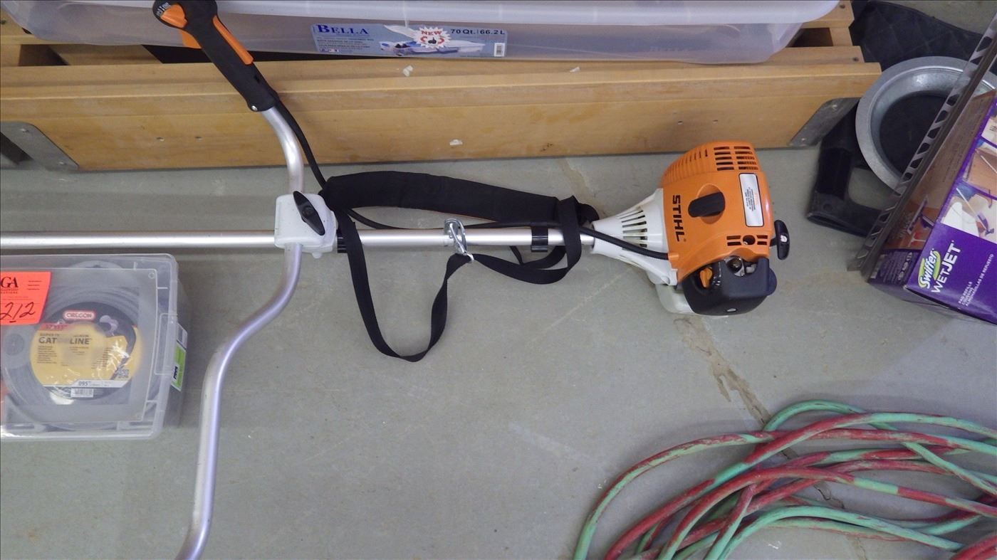 Stihl FS-90 Industrial gas trimmer with box of string line