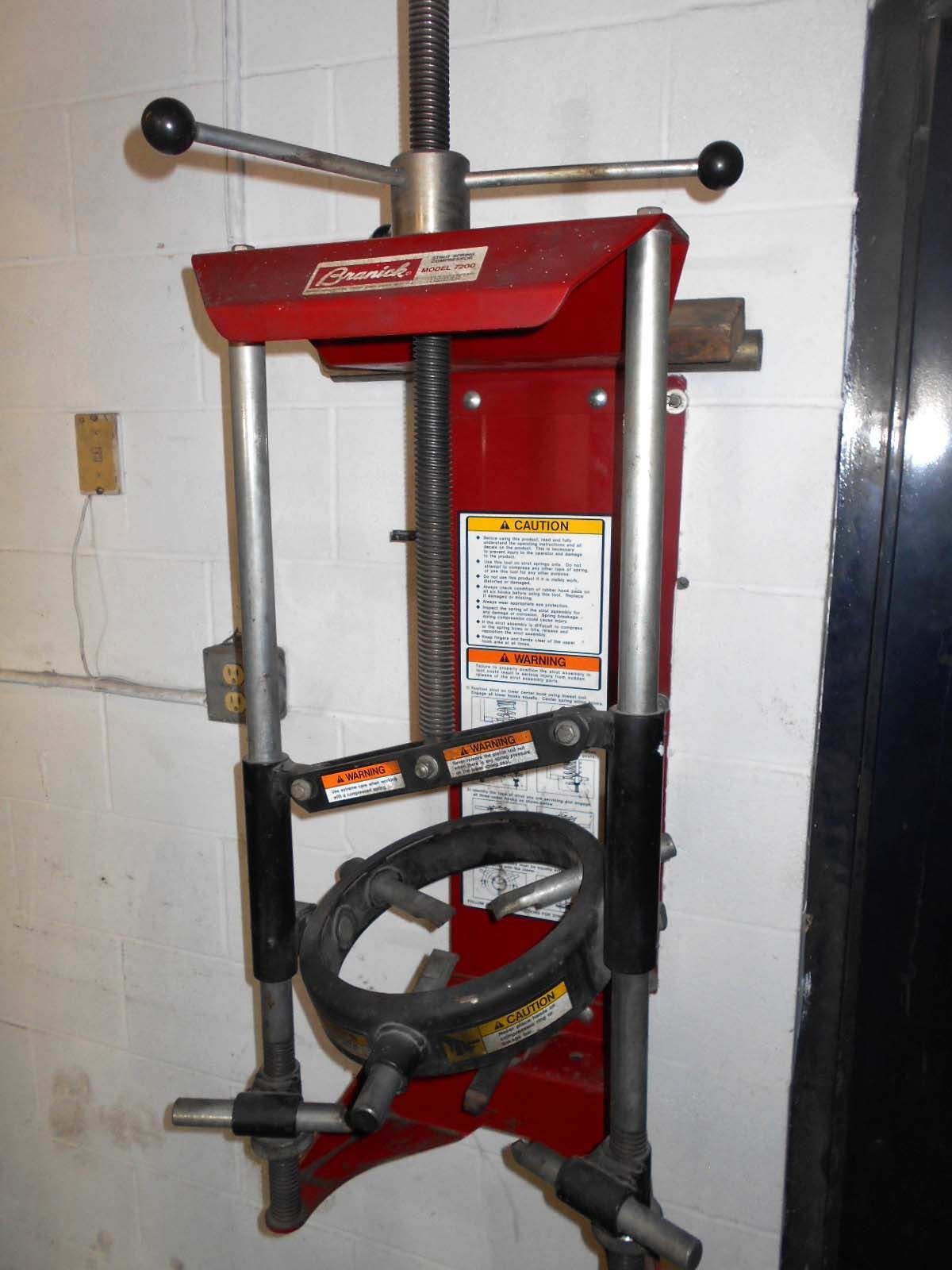 Branick 7200 Strut Spring Compressor