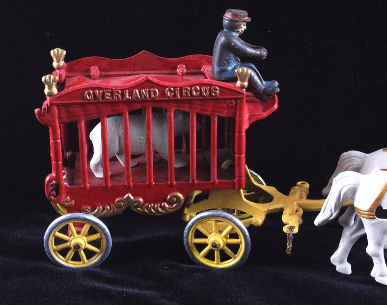 Kenton Overland Circus Cage Wagon w/ Polar Bear