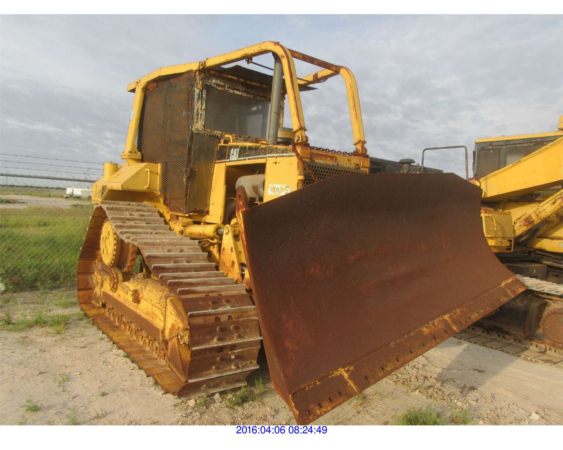 1997 CATERPILLAR D6M XL