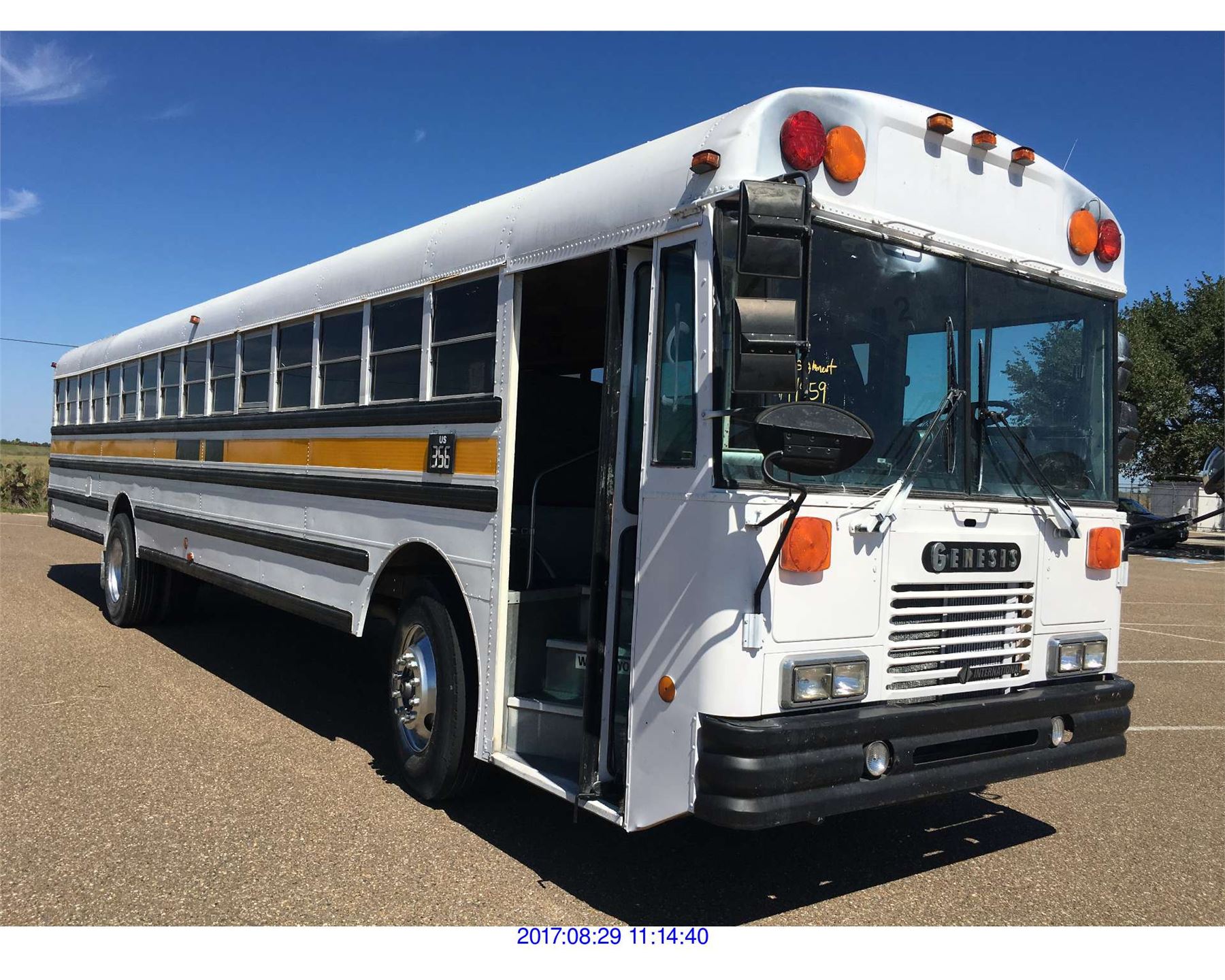 1995 - GENESIS TRANSIT BUS // DIESEL