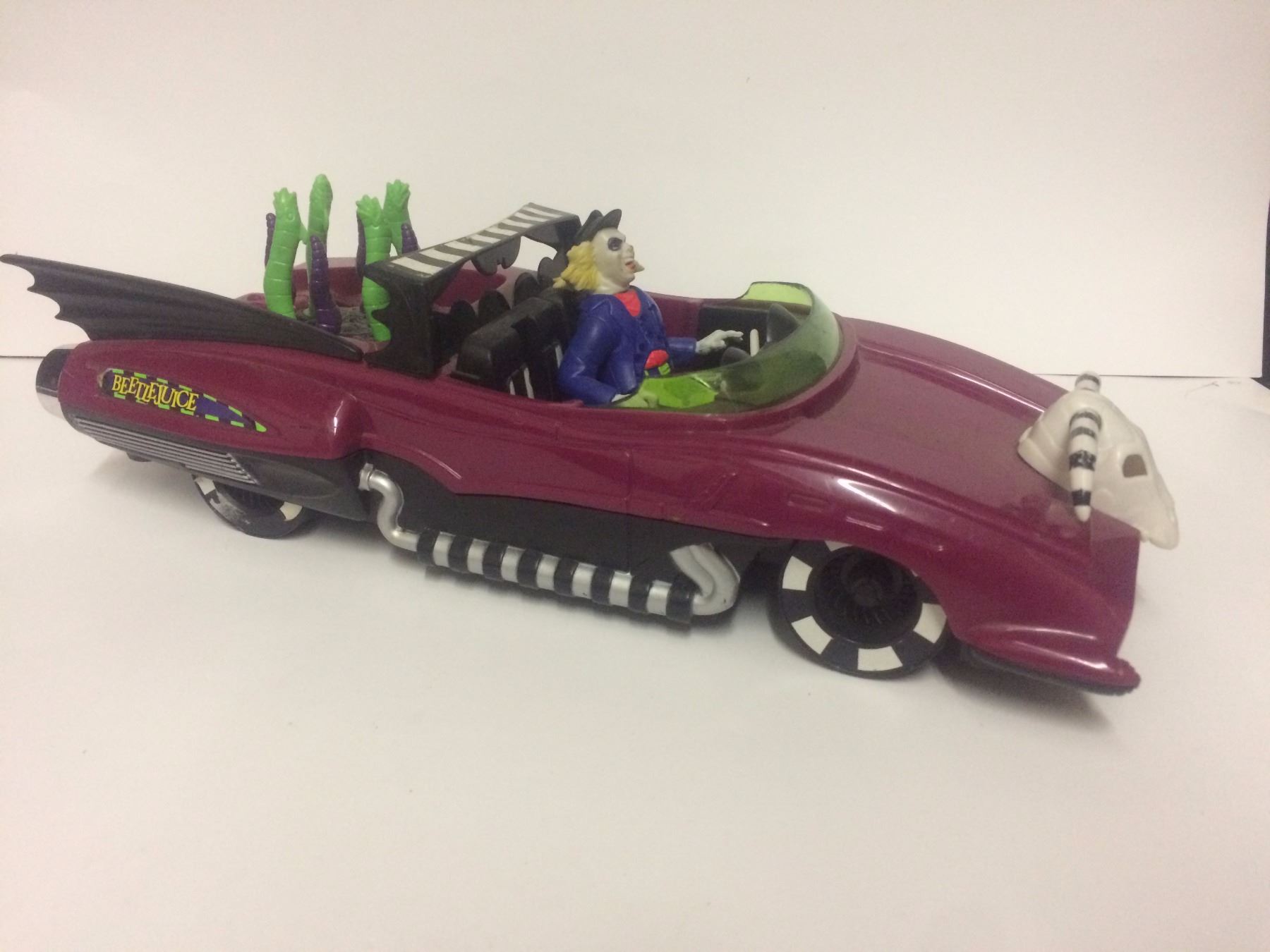 BeetleJuice Horror Car original W/ action figure