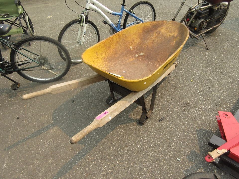 Heavy Duty "True Temper" Construction Wheel Barrel