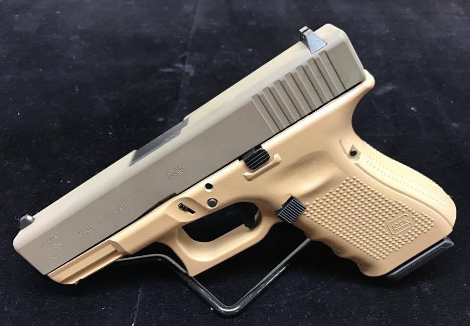 Glock 19 Gen 4 Tan/Brown Special Edition 3 Mags