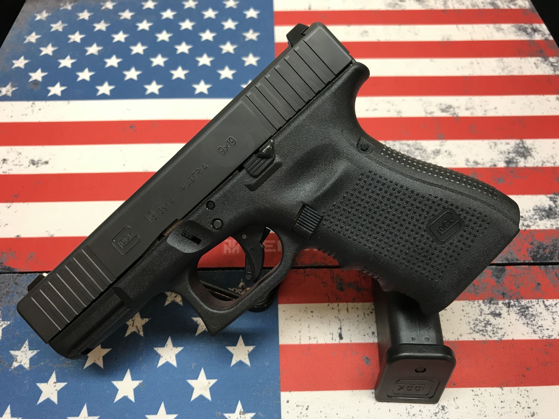 Glock 19 Gen 4 with Front Serrations 9mm