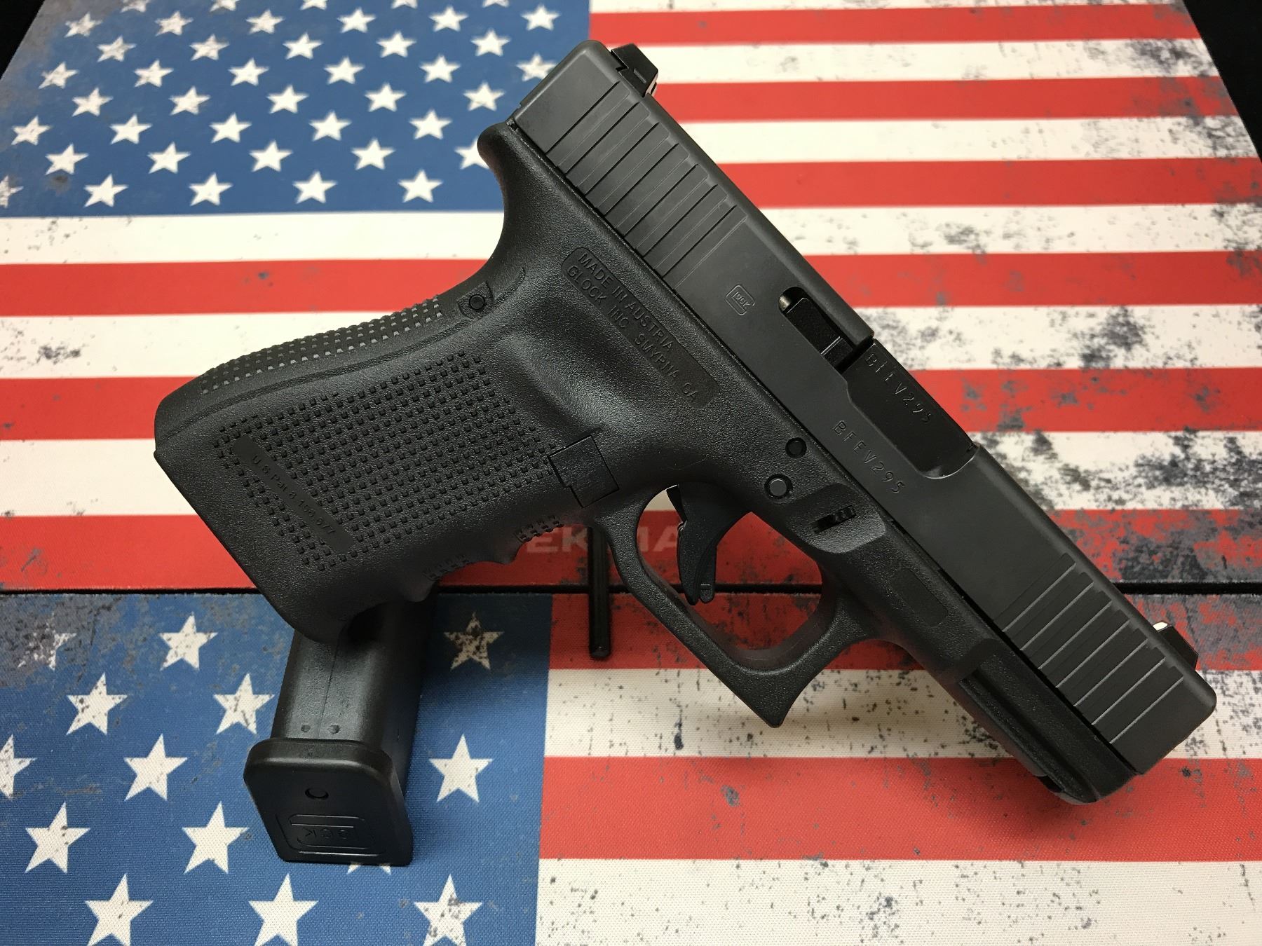 Glock 19 Gen 4 with Front Serrations 9mm